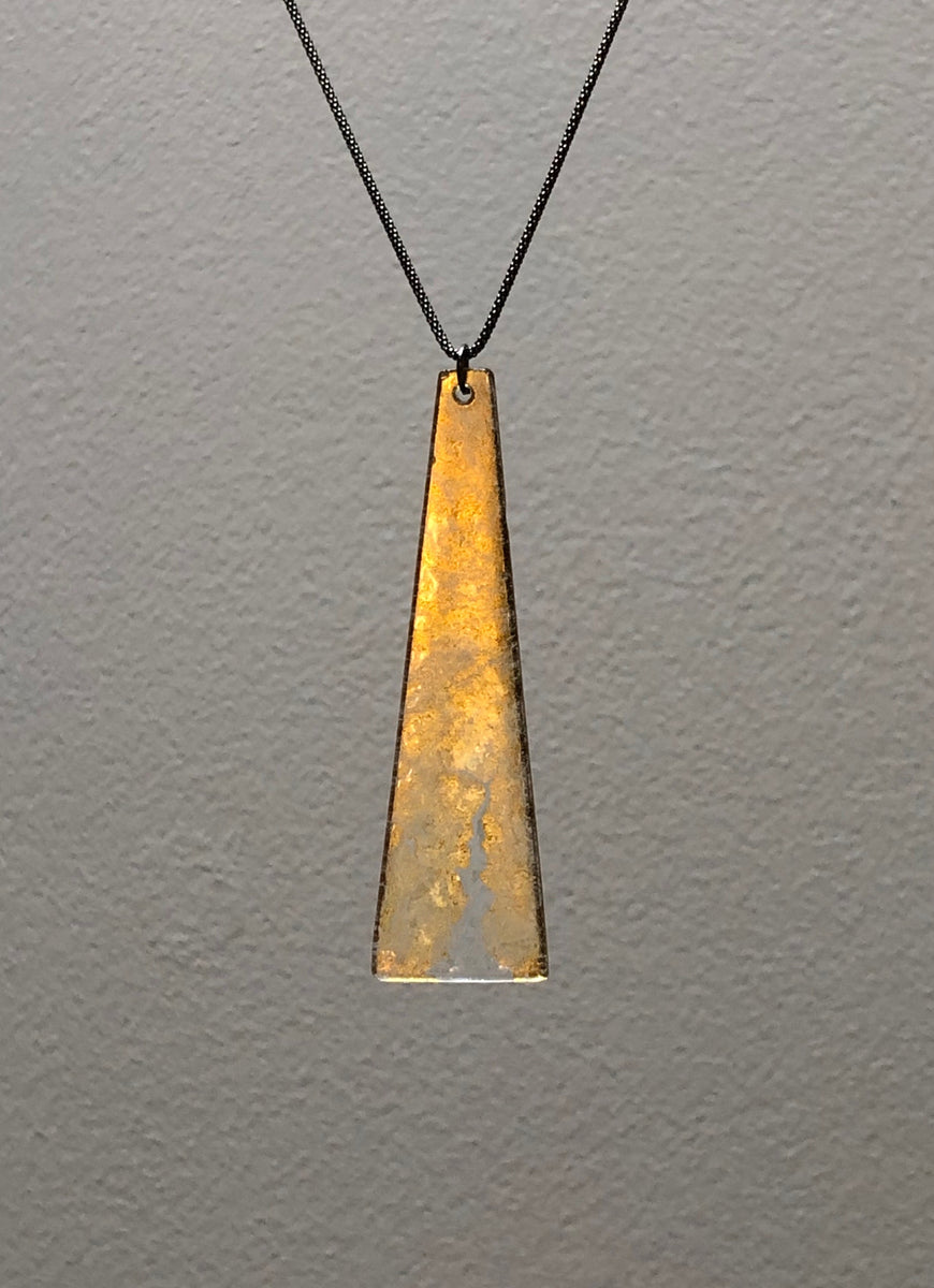 Gold Elongated Trapezoid Pendant – Details Bridal